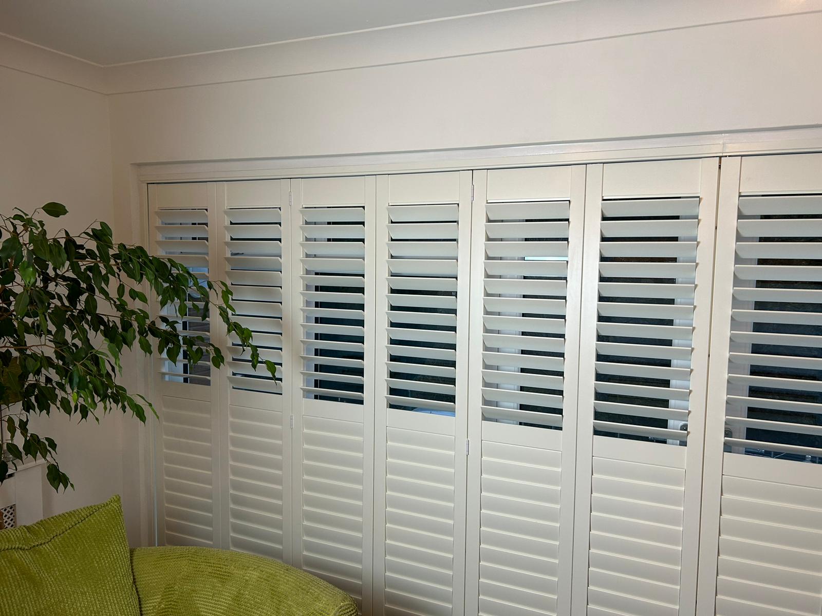Homepage - Oak Tree Shutters Plantation Shutters in the West Midlands